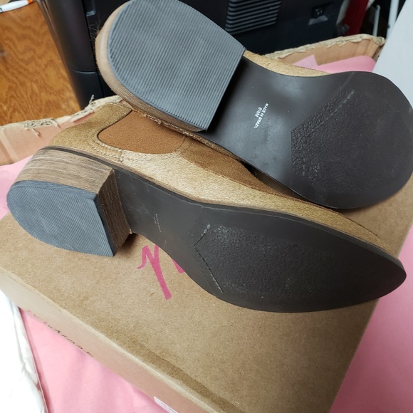 Matisse | Shoes | Matisse Ultra Nib Suede Calf Hair Chelsea Booties ...